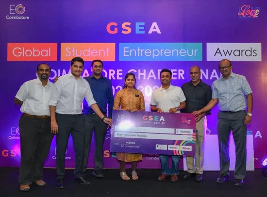 Smrithi သည် ကျေးလက်အမျိုးသမီးများကို မြှင့်တင်ရန်အတွက် စဉ့်ရတနာကို ...